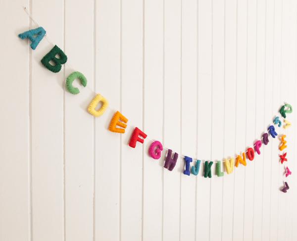 Alphabet garland – Rainbows and Clover